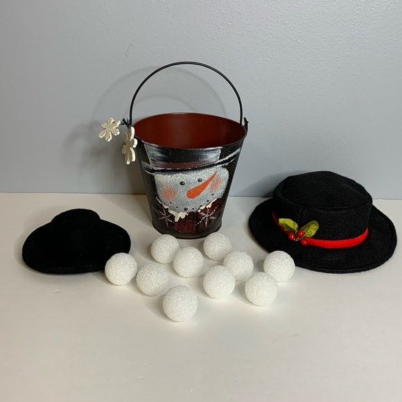 Holiday | Snowman Bucket Snowballs Two Snowmen Hats | Poshmark